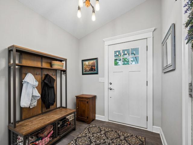 7311 Trotters Circle