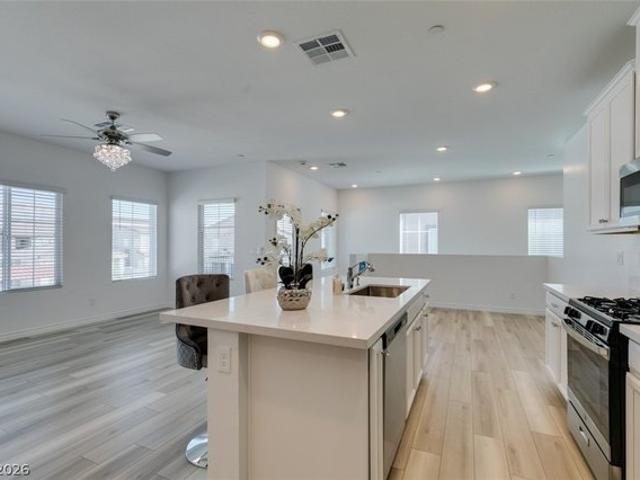 7312 N Decatur Blvd Unit 6, North Las Vegas, NV 89131