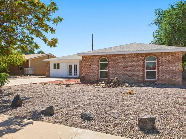 7312 Arvada Ave NE, Albuquerque, NM 87110