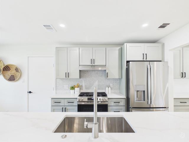 7312 Bucknell Dr
