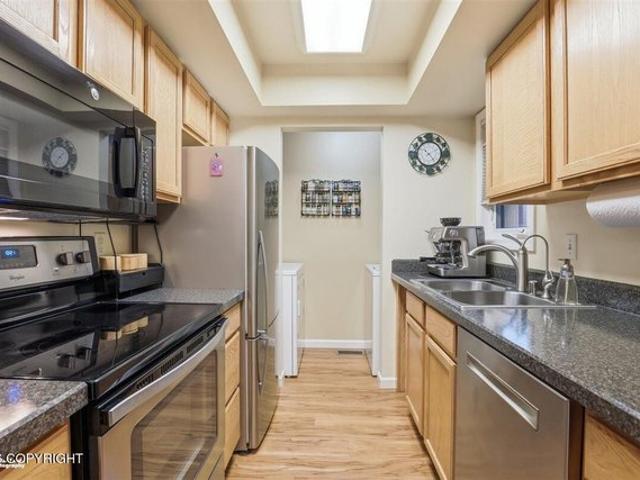 7312 Huntsmen Cir Unit D17, Anchorage, AK 99518