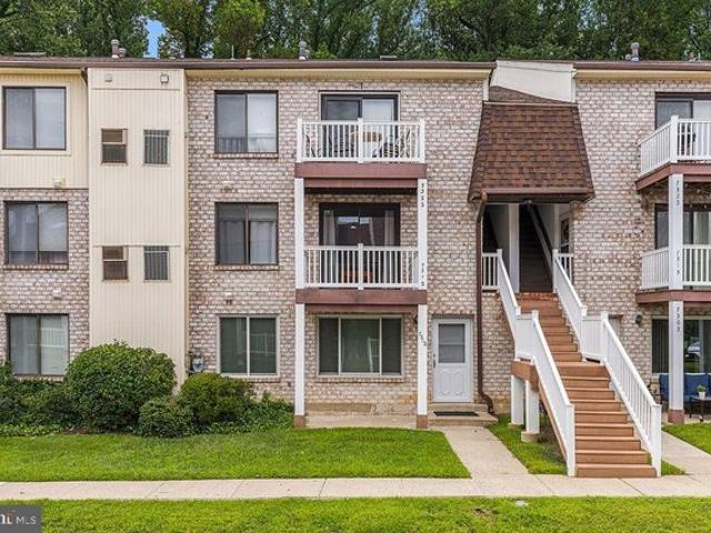 7312 Hilltop Dr Unit 116, Brookhaven, PA 19015