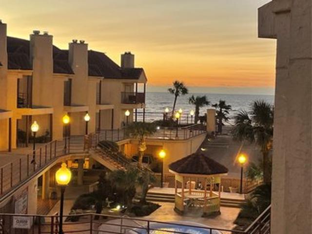 7312 Seawall Blvd Apt 209, Galveston, TX 77551