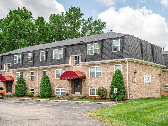7312 Six Mile Ln
