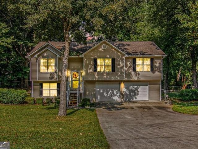 7312 White Flag Trl, Lithia Springs, GA 30122