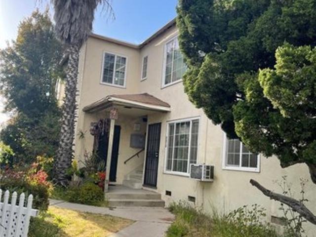7313 Bakman Ave, Sun Valley, CA 91352