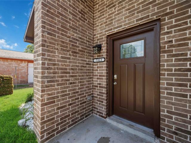 7313 Wren Circle