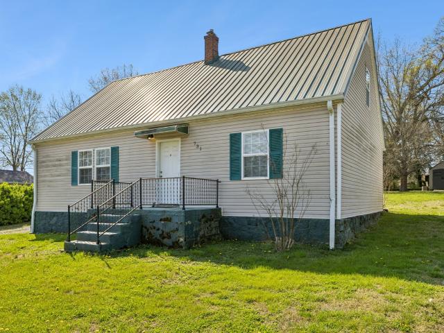 731 Cedar St