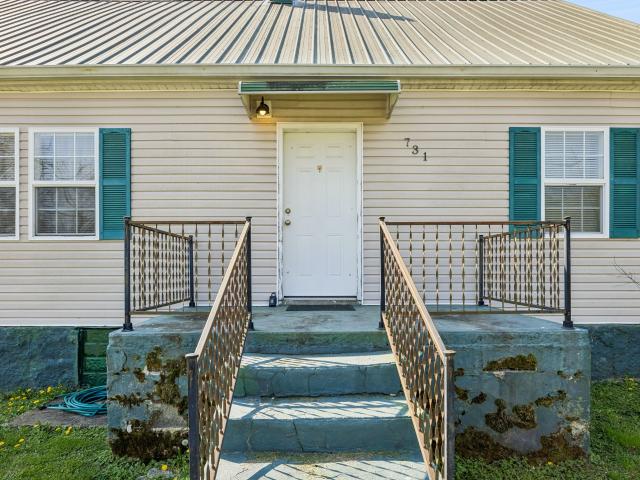 731 Cedar St, Lewisburg, TN 37091 | MLS #3164 | Compass