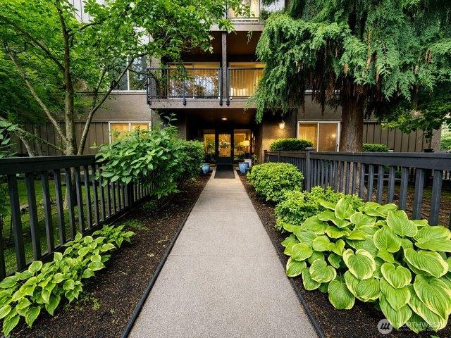 731 Broadway E Apt 301, Seattle, WA 98102