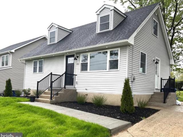 731 E 2nd St, Florence, NJ 08518