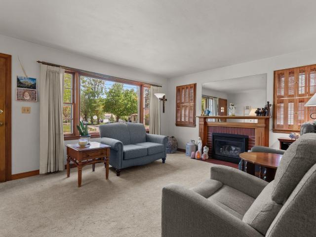 731 e fremont street