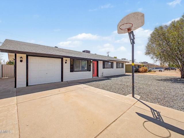 731 e manor drive