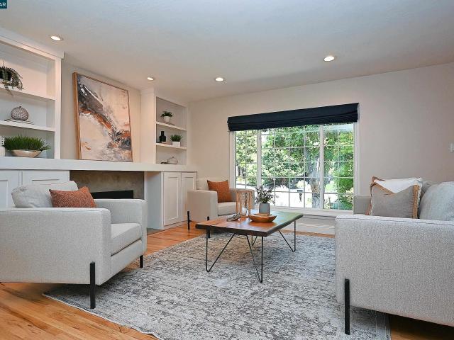 731 Hamilton Dr