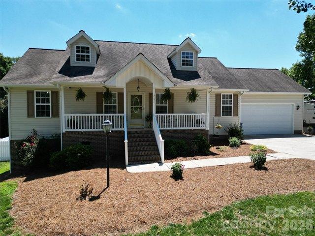 731 Jennings Rd, Statesville, NC 28625