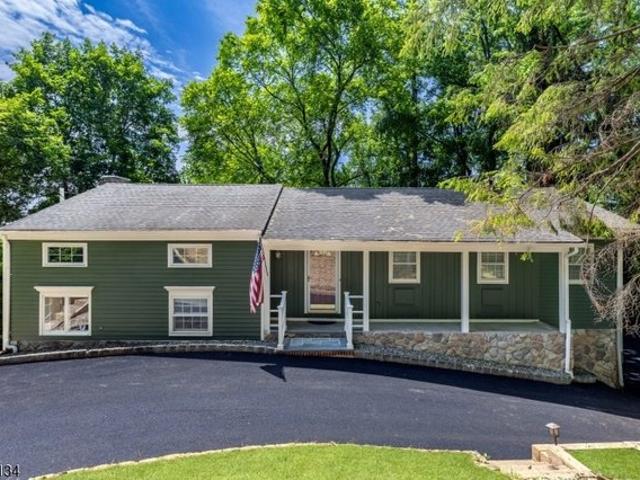 731 Long Hill Rd, Long Hill Township, NJ 07933