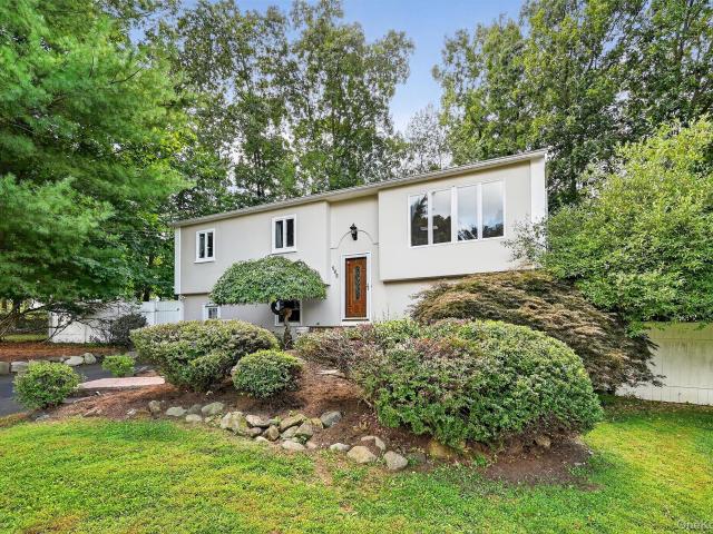 731 Manette Lane