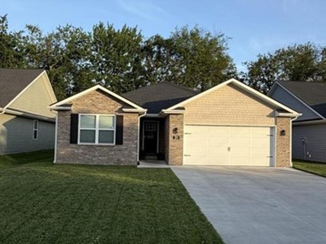 731 Maple Ave, Seymour, IN 47274