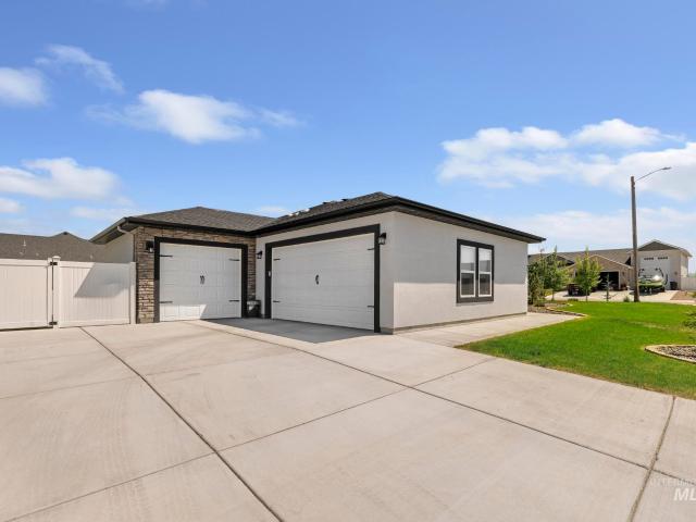 731 Satia Lane