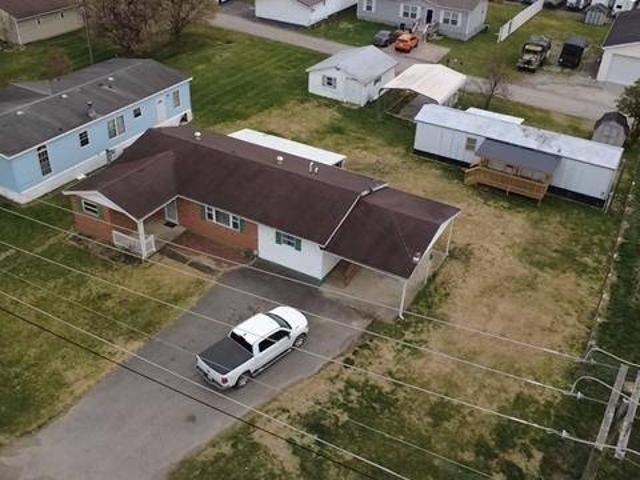 731 Sallie Dr, Ashland, KY 41102