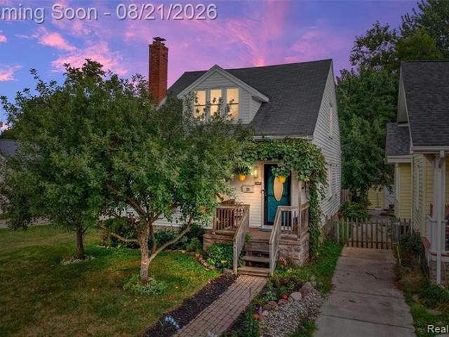 731 Spencer St, Ferndale, MI 48220