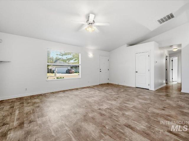 731 W Miranda