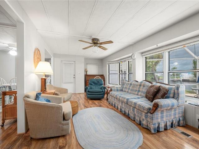 731 Tangerine Ct, Punta Gorda, FL 33950 | MLS #C7496
