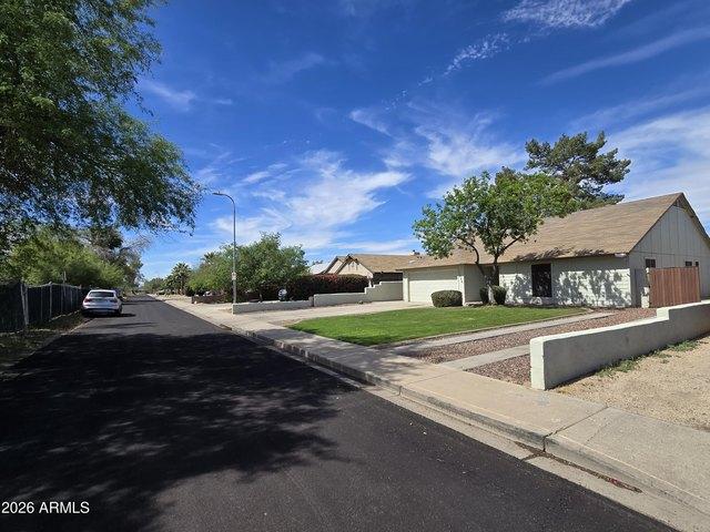 7326 W Maryland Ave, Glendale, AZ 85303