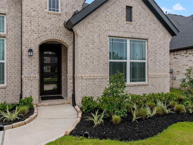 7327 Sunny Oak Lane