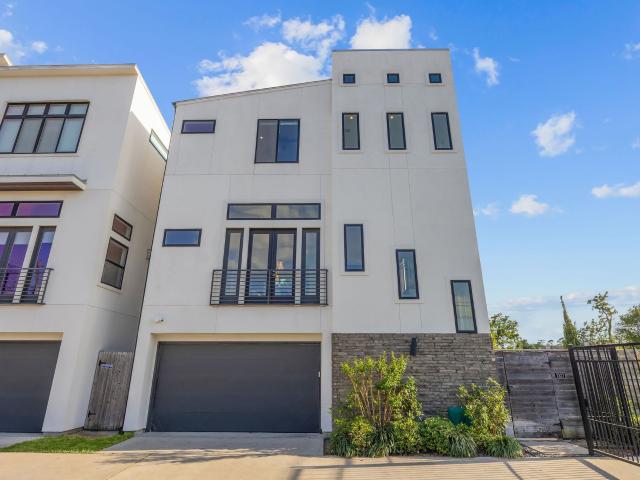7327 Shadyvilla Pointe Dr, Houston, TX 77055 | MLS #40000
