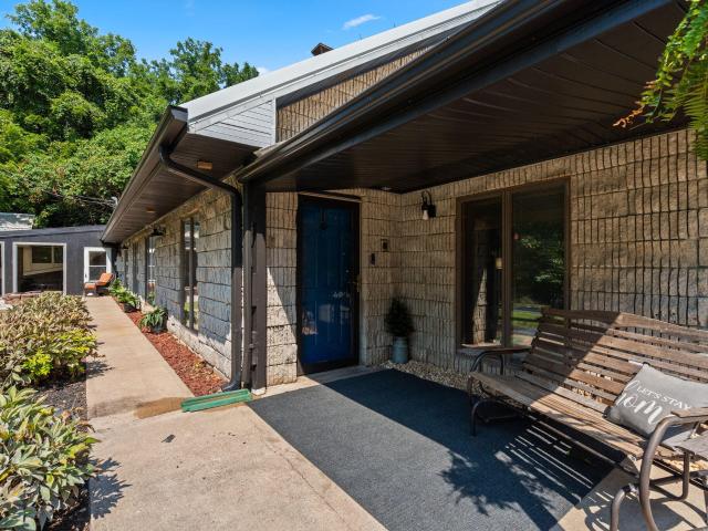 7327 W Farm Rd 88