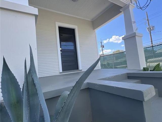 7328 Cohn St, New Orleans, LA 70118 | Compass