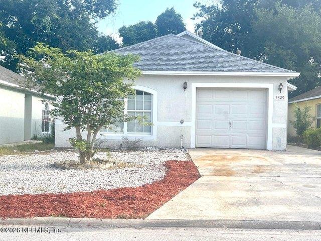 7329 Lawn Tennis Ln, Jacksonville, FL 32277