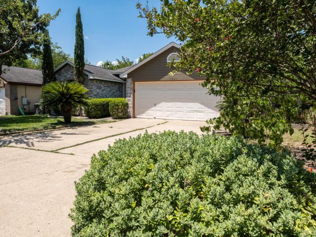 7320 Muffin Dr