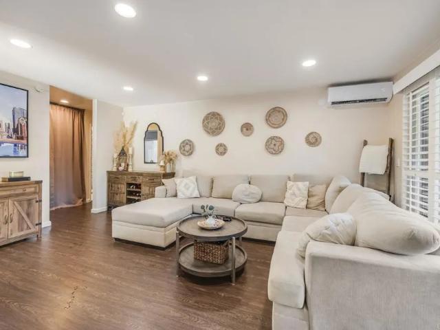 7320 Park Ridge Blvd # 113