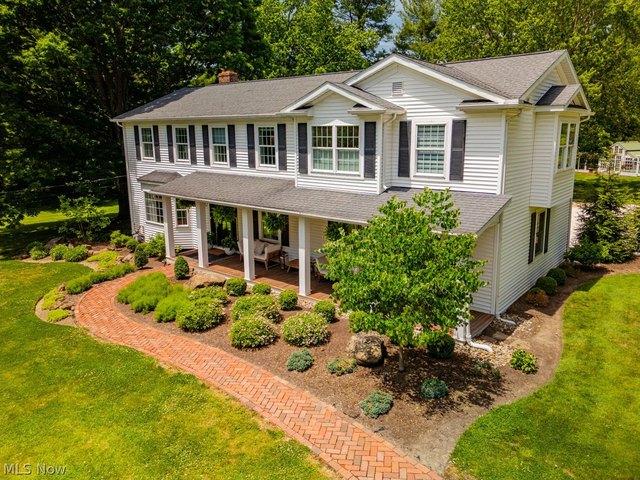 7320 Samuel Lord Dr, Chagrin Falls, OH 44023