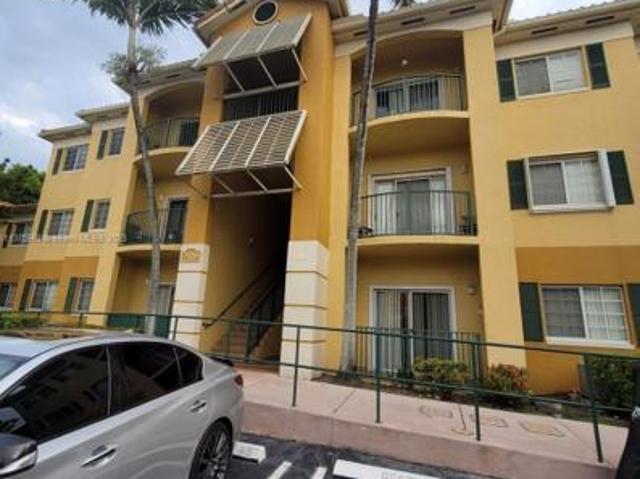 7320 114th Ave NW #101, Doral, FL 33178