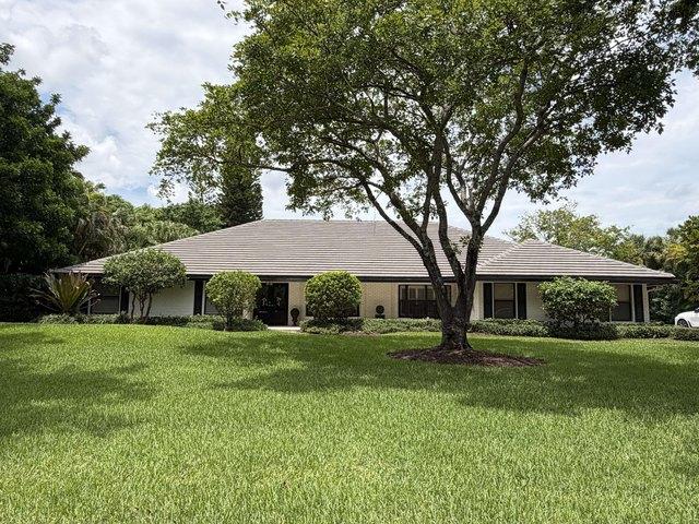 7321 E Cypresshead Dr, Pompano Beach, FL 33067