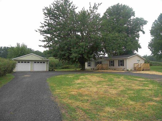 7321 S Caldwell Lake Dr, Claypool, IN 46510