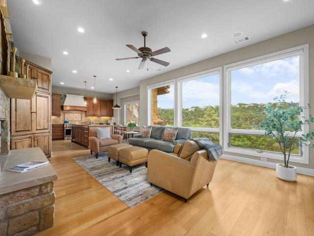 7321 Vista Mountain Dr