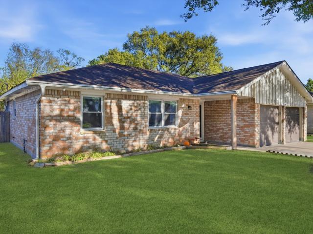 7322 Tall Pines Drive
