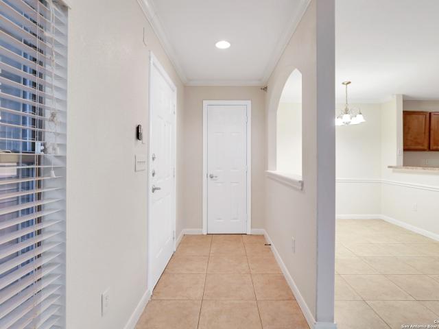 7323 Snowden Rd, Unit 3306, San Antonio, TX 78229 | MLS #1954 | Compass
