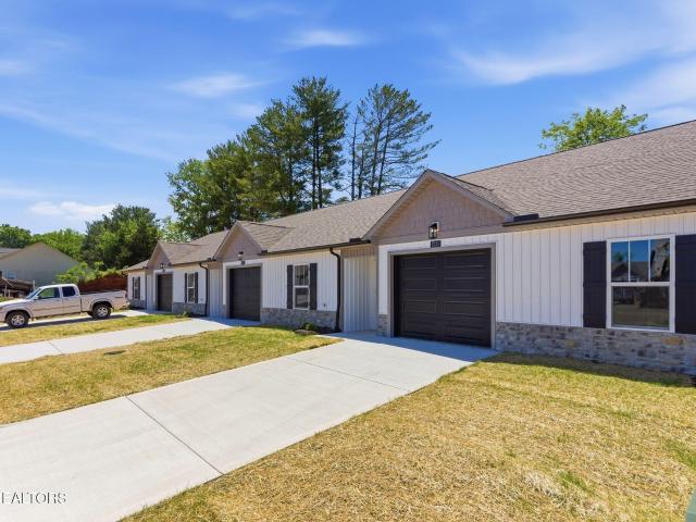 7323 Woodpecker Way 26