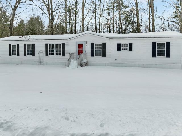 732 Concord Stage Rd, Unit 7, Weare, NH 03281 | Compass