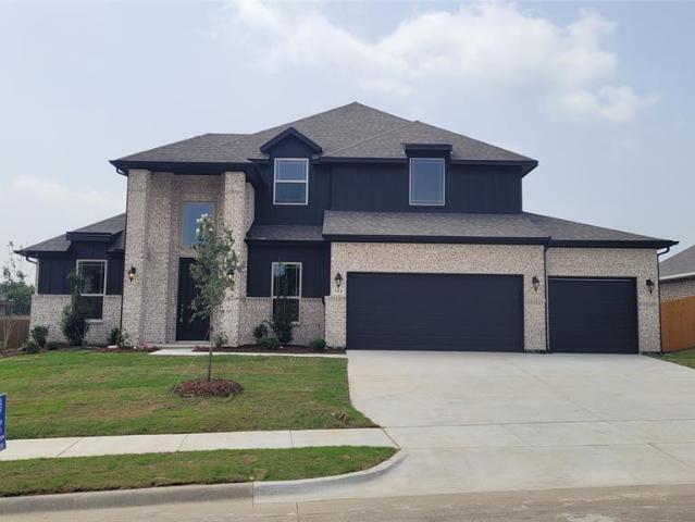 732 Candace Dr, DeSoto, TX 75115 | MLS #21252