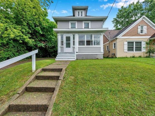 732 Chicago Ave, Lansing, MI 48915