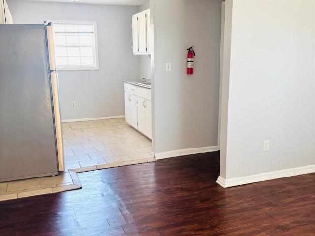 732 Avenue F #