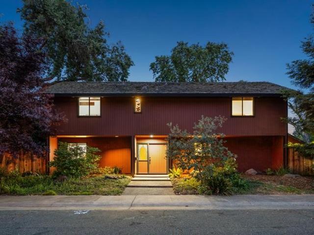 732 Blackmer Cir, Sacramento, CA 95825