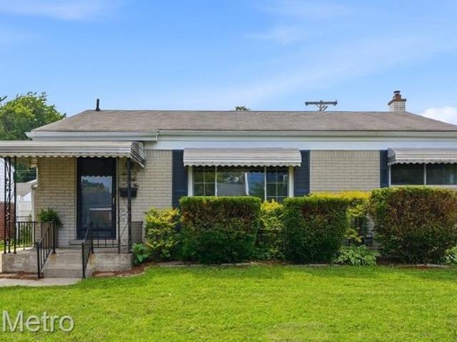 732 Hecht Dr, Madison Heights, MI 48071
