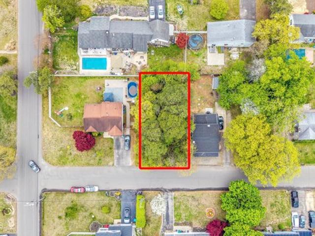 732 Lawrence Ave, Manchester, NJ 08759